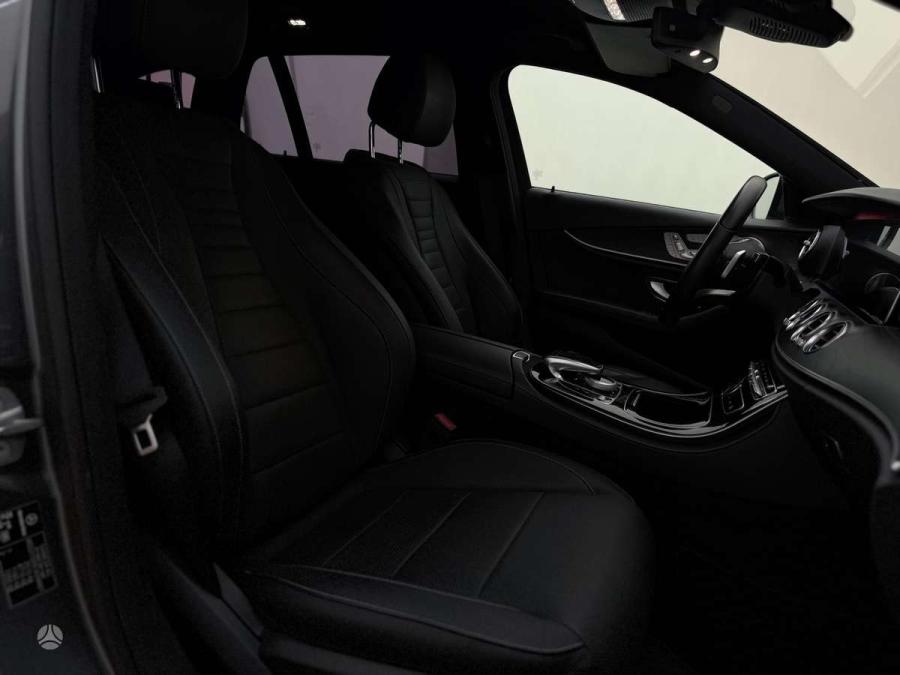 Серый Мерседес E 220 2017 в Вильнюс, объемом двигателя 1.95 л и пробегом 89 тыс. км за 22450 €, фото 16 на AUTOMOTO.COM.LV