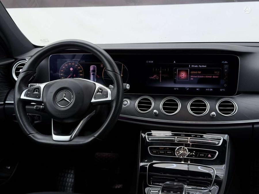 Серый Мерседес E 220 2017 в Вильнюс, объемом двигателя 1.95 л и пробегом 89 тыс. км за 22450 €, фото 19 на AUTOMOTO.COM.LV