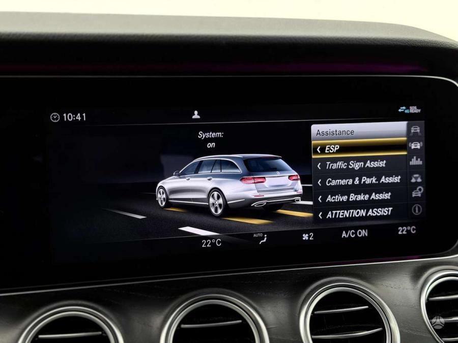 Серый Мерседес E 220 2017 в Вильнюс, объемом двигателя 1.95 л и пробегом 89 тыс. км за 22450 €, фото 26 на AUTOMOTO.COM.LV