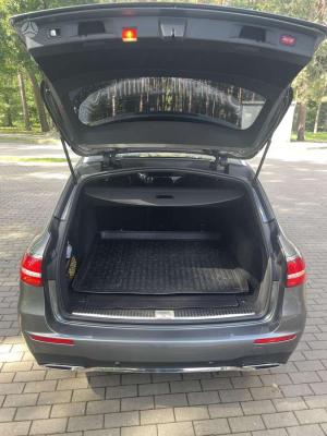 Pelēks Mercedes-Benz E 220 2017 Alīta, ar dzinēja tilpumu 1.95 L un nobraukumu 300 tūkst. km par 15999 €, foto 15 vietnē AUTOMOTO.COM.LV