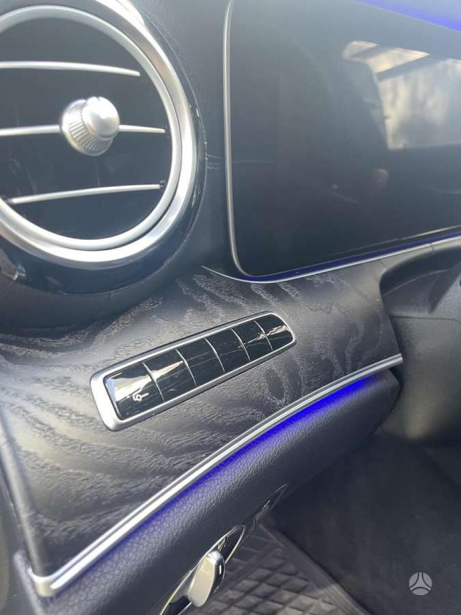 Pelēks Mercedes-Benz E 220 2017 Alīta, ar dzinēja tilpumu 1.95 L un nobraukumu 300 tūkst. km par 15999 €, foto 30 vietnē AUTOMOTO.COM.LV