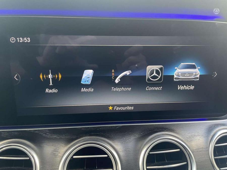 Pelēks Mercedes-Benz E 220 2017 Alīta, ar dzinēja tilpumu 1.95 L un nobraukumu 300 tūkst. km par 15999 €, foto 35 vietnē AUTOMOTO.COM.LV