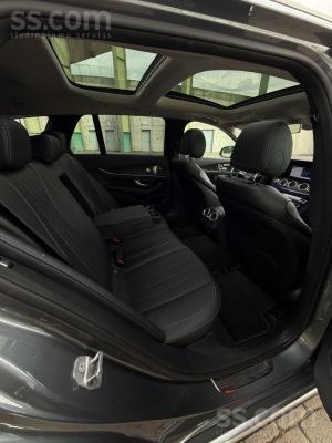 Pelēks Mercedes-Benz E 220 2017 Jelgava, ar dzinēja tilpumu 2.00 L un nobraukumu 278 tūkst. km par 22990 €, foto 20 vietnē AUTOMOTO.COM.LV