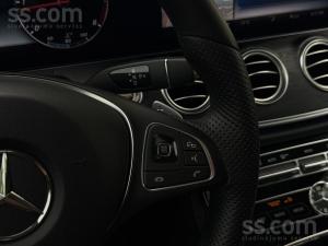 Pelēks Mercedes-Benz E 220 2017 Jelgava, ar dzinēja tilpumu 2.00 L un nobraukumu 278 tūkst. km par 22990 €, foto 24 vietnē AUTOMOTO.COM.LV