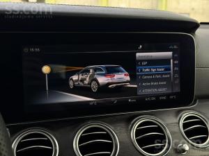 Pelēks Mercedes-Benz E 220 2017 Jelgava, ar dzinēja tilpumu 2.00 L un nobraukumu 278 tūkst. km par 22990 €, foto 30 vietnē AUTOMOTO.COM.LV