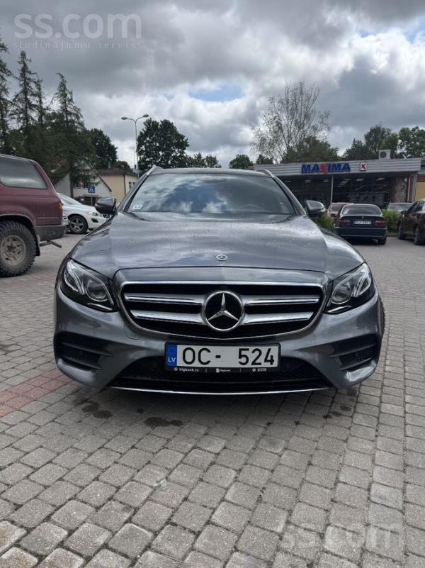 Pelēks Mercedes-Benz E 220 2018 Cēsis, ar dzinēja tilpumu 2.00 L un nobraukumu 197 tūkst. km par 20700 €, foto 1 vietnē AUTOMOTO.COM.LV