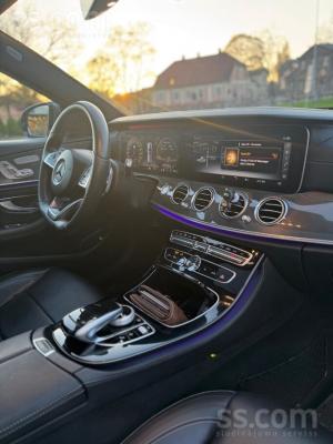 Grey Mercedes-Benz E 220 2018 in Cesis, with an engine capacity of 2.00 L and mileage of 197 thousand km for 20700 €, photo 10 on AUTOMOTO.COM.LV