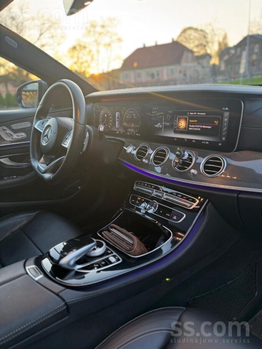 Grey Mercedes-Benz E 220 2018 in Cesis, with an engine capacity of 2.00 L and mileage of 197 thousand km for 20700 €, photo 10 on AUTOMOTO.COM.LV