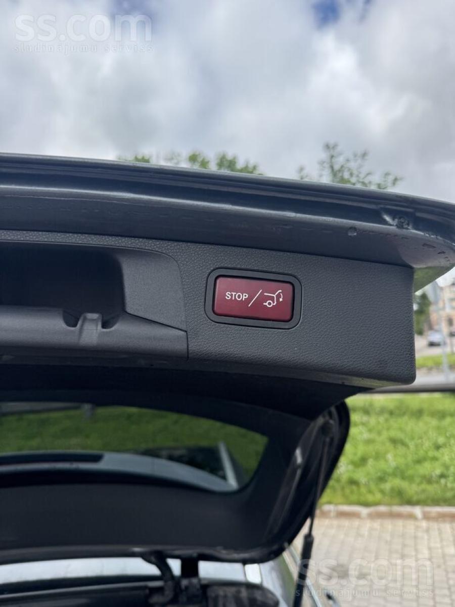 Grey Mercedes-Benz E 220 2018 in Cesis, with an engine capacity of 2.00 L and mileage of 197 thousand km for 20700 €, photo 15 on AUTOMOTO.COM.LV