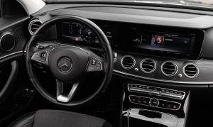 Серый Мерседес E 220 2018 в Елгава, объемом двигателя 2.00 л и пробегом 276 тыс. км за 15700 €, фото 12 на AUTOMOTO.COM.LV