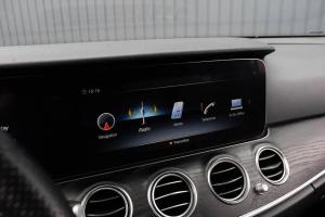 Серый Мерседес E 220 2018 в Елгава, объемом двигателя 2.00 л и пробегом 276 тыс. км за 15700 €, фото 26 на AUTOMOTO.COM.LV