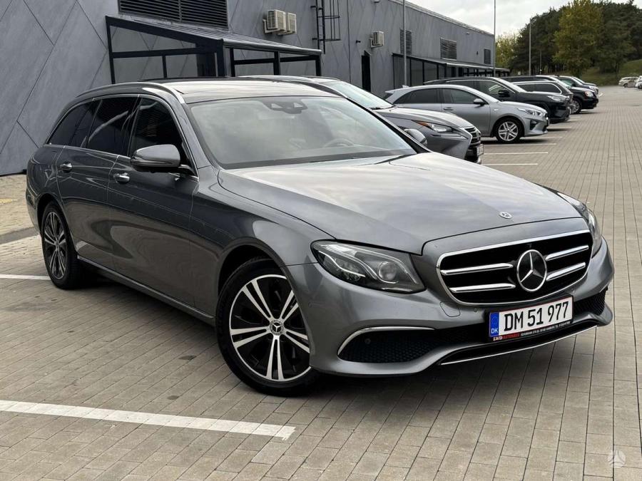 Pelēks Mercedes-Benz E 220 2019 Jonava, ar dzinēja tilpumu 1.95 L un nobraukumu 290 tūkst. km par 18500 €, foto 10 vietnē AUTOMOTO.COM.LV