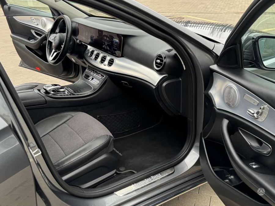 Pelēks Mercedes-Benz E 220 2019 Jonava, ar dzinēja tilpumu 1.95 L un nobraukumu 290 tūkst. km par 18500 €, foto 20 vietnē AUTOMOTO.COM.LV