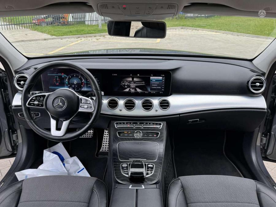 Pelēks Mercedes-Benz E 220 2019 Jonava, ar dzinēja tilpumu 1.95 L un nobraukumu 290 tūkst. km par 18500 €, foto 22 vietnē AUTOMOTO.COM.LV
