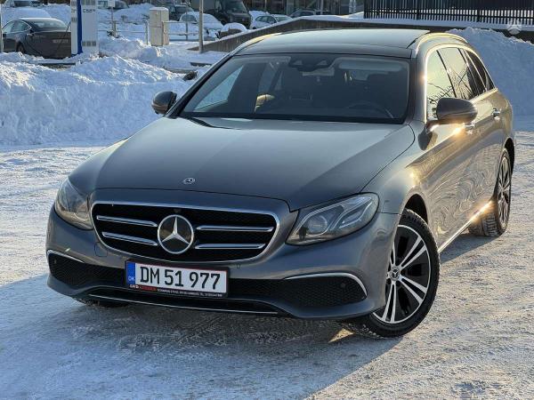Серый Мерседес E 220 2019 в Ионава, объемом двигателя 1.95 л и пробегом 290 тыс. км за 19999 €, фото 1 на AUTOMOTO.COM.LV