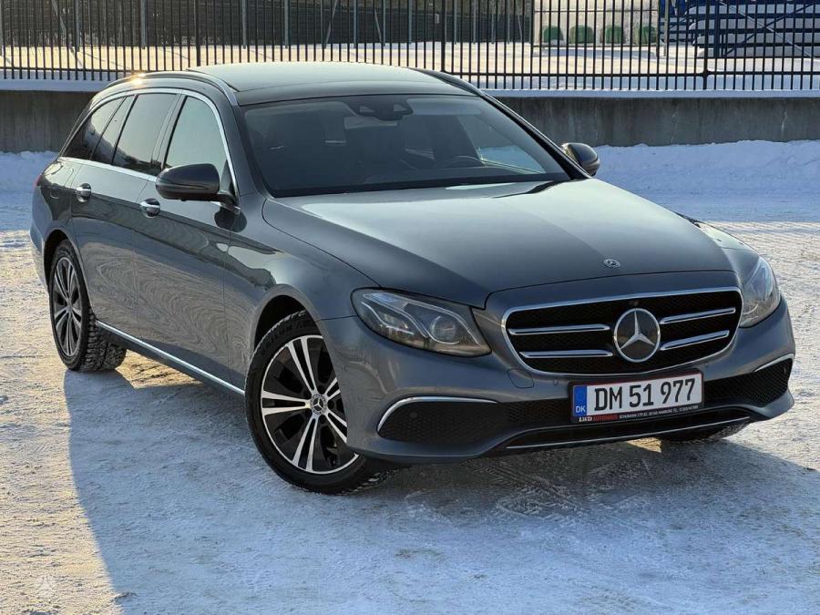 Серый Мерседес E 220 2019 в Ионава, объемом двигателя 1.95 л и пробегом 290 тыс. км за 19999 €, фото 12 на AUTOMOTO.COM.LV