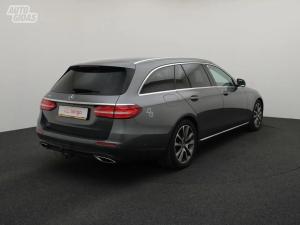 Серый Мерседес E 220 2019 в Вильнюс, объемом двигателя 2.00 л и пробегом 240 тыс. км за 19599 €, фото 9 на AUTOMOTO.COM.LV