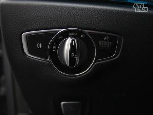 Серый Мерседес E 220 2019 в Вильнюс, объемом двигателя 2.00 л и пробегом 240 тыс. км за 19599 €, фото 28 на AUTOMOTO.COM.LV