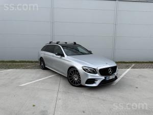 Серый Мерседес E 220 2019 в Рига, объемом двигателя 2.00 л и пробегом 198 тыс. км за 24400 €, фото 3 на AUTOMOTO.COM.LV