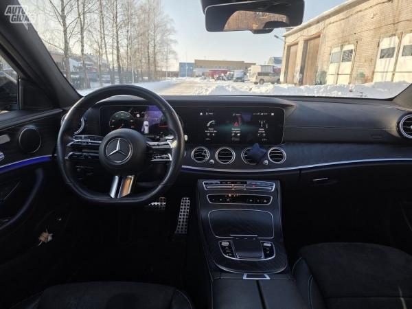 Pelēks Mercedes-Benz E 220 2020 Kauņa, ar dzinēja tilpumu 2.00 L un nobraukumu 262 tūkst. km par 25000 €, foto 6 vietnē AUTOMOTO.COM.LV