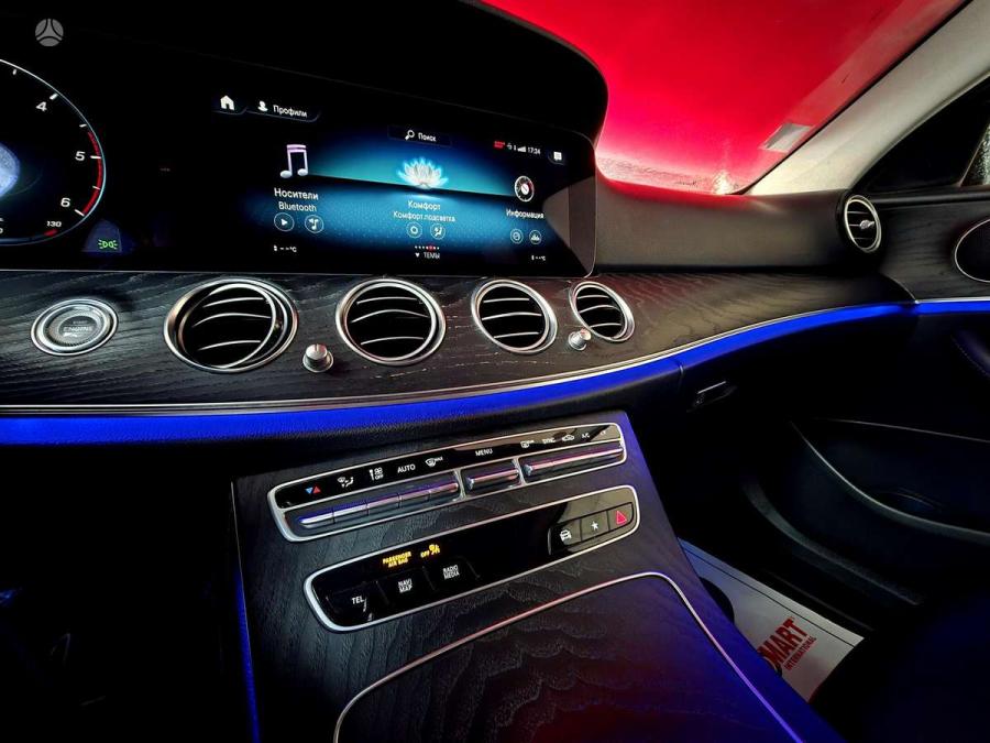 Pelēks Mercedes-Benz E 220 2021 Tauragė, ar dzinēja tilpumu 1.95 L un nobraukumu 320 tūkst. km par 17300 €, foto 47 vietnē AUTOMOTO.COM.LV