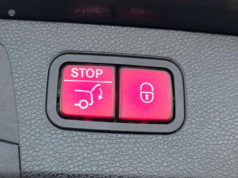 Pelēks Mercedes-Benz E 220 2021 Tauragė, ar dzinēja tilpumu 1.95 L un nobraukumu 320 tūkst. km par 17300 €, foto 56 vietnē AUTOMOTO.COM.LV