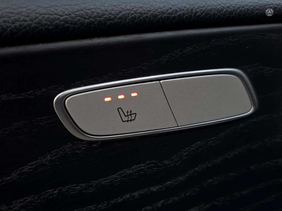 Pelēks Mercedes-Benz E 220 2021 Tauragė, ar dzinēja tilpumu 1.95 L un nobraukumu 320 tūkst. km par 17300 €, foto 57 vietnē AUTOMOTO.COM.LV