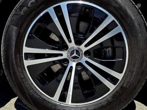 Pelēks Mercedes-Benz E 220 2021 Tauragė, ar dzinēja tilpumu 1.95 L un nobraukumu 320 tūkst. km par 17300 €, foto 60 vietnē AUTOMOTO.COM.LV