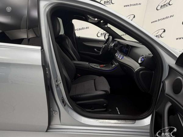 Pelēks Mercedes-Benz E 220 2022 Viļņa, ar dzinēja tilpumu 1.99 L un nobraukumu 176 tūkst. km par 23000 €, foto 5 vietnē AUTOMOTO.COM.LV