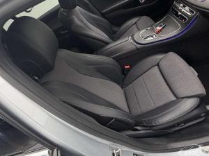 Серый Мерседес E 220 2022 в Вильнюс, объемом двигателя 1.99 л и пробегом 176 тыс. км за 23000 €, фото 7 на AUTOMOTO.COM.LV