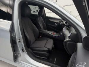Серый Мерседес E 220 2022 в Вильнюс, объемом двигателя 1.99 л и пробегом 176 тыс. км за 23000 €, фото 9 на AUTOMOTO.COM.LV