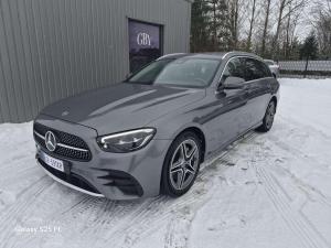 Серый Мерседес E 220 2023 в Таураге, объемом двигателя 2.00 л и пробегом 202 тыс. км за 26499 €, фото  на AUTOMOTO.COM.LV