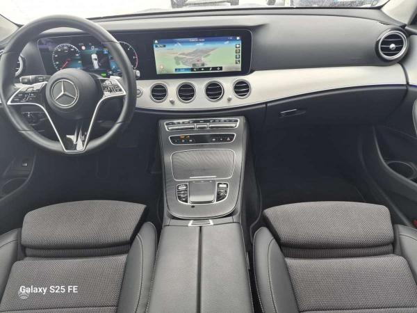 Grey Mercedes-Benz E 220 2023 in Taurage, with an engine capacity of 2.00 L and mileage of 202 thousand km for 26499 €, photo 10 on AUTOMOTO.COM.LV