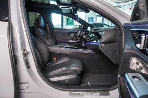Серый Мерседес E 220 2024 в Каунас, объемом двигателя 1.99 л и пробегом 41 тыс. км за 52950 €, фото 37 на AUTOMOTO.COM.LV