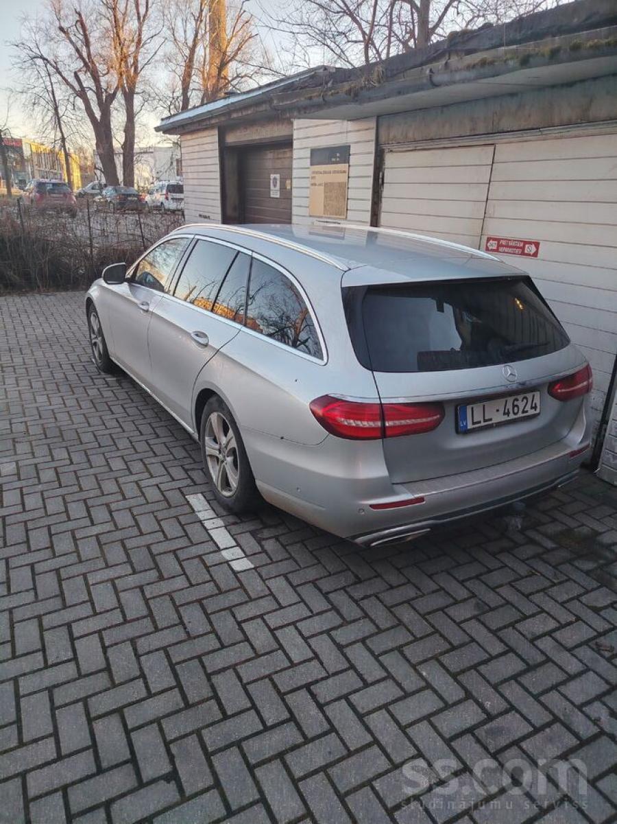 Mercedes-Benz E 220 2017 in Riga, with an engine capacity of 2.20 L and mileage of 465 thousand km for 13000 €, photo 5 on AUTOMOTO.COM.LV