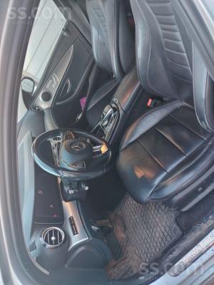 Mercedes-Benz E 220 2017 in Riga, with an engine capacity of 2.20 L and mileage of 465 thousand km for 13000 €, photo 9 on AUTOMOTO.COM.LV