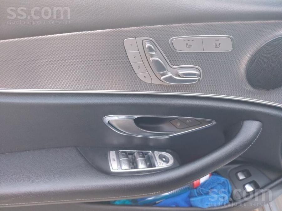 Mercedes-Benz E 220 2017 in Riga, with an engine capacity of 2.20 L and mileage of 465 thousand km for 13000 €, photo 10 on AUTOMOTO.COM.LV