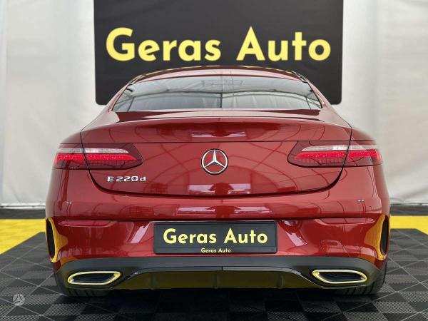 Sarkans Mercedes-Benz E 220 2018 Viļņa, ar dzinēja tilpumu 1.95 L un nobraukumu 43 tūkst. km par 29999 €, foto 5 vietnē AUTOMOTO.COM.LV