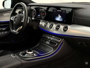Красный Мерседес E 220 2018 в Вильнюс, объемом двигателя 1.95 л и пробегом 43 тыс. км за 29999 €, фото 14 на AUTOMOTO.COM.LV