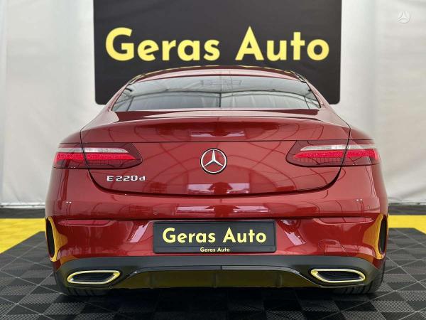 Red Mercedes-Benz E 220 2018 in Vilnius, with an engine capacity of 1.95 L and mileage of 43 thousand km for 29999 €, photo 5 on AUTOMOTO.COM.LV
