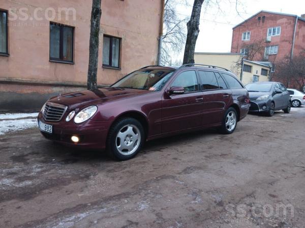 Red Mercedes-Benz E 220 2007 in Riga, with an engine capacity of 2.20 L and mileage of 278 thousand km for 2989 €, photo 6 on AUTOMOTO.COM.LV