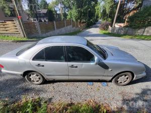Mercedes-Benz E 220 1996 in Riga, with an engine capacity of 2.20 L and mileage of 299 thousand km for 650 €, photo 6 on AUTOMOTO.COM.LV