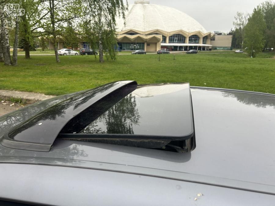 Mercedes-Benz E 220 1996 in Elektrenai, with an engine capacity of 2.20 L and mileage of 380 thousand km for 999 €, photo 5 on AUTOMOTO.COM.LV
