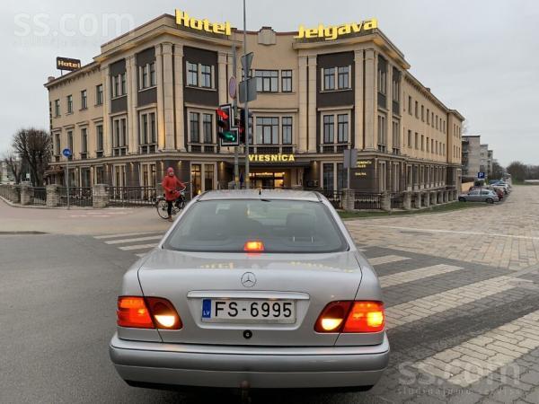 Мерседес E 220 1997 в Елгава, объемом двигателя 2.20 л и пробегом 370 тыс. км за 654 €, фото 5 на AUTOMOTO.COM.LV
