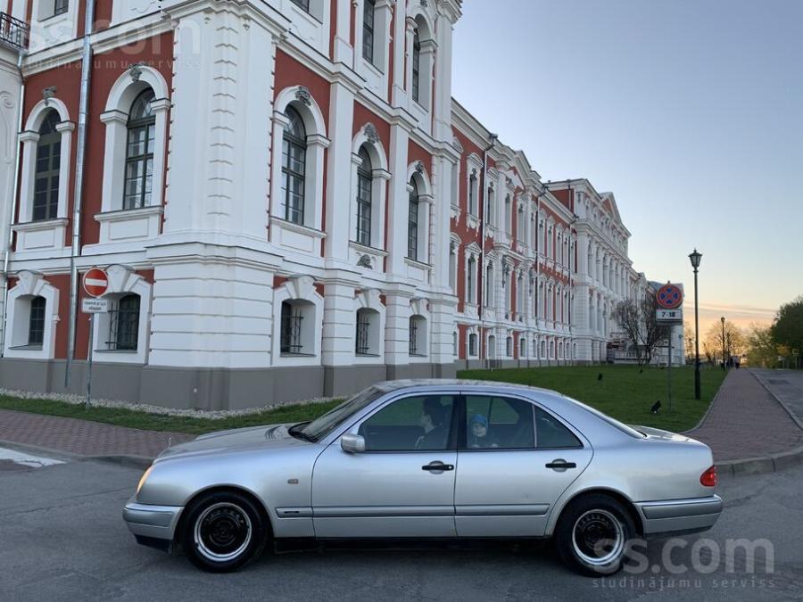 Мерседес E 220 1997 в Елгава, объемом двигателя 2.20 л и пробегом 370 тыс. км за 654 €, фото 8 на AUTOMOTO.COM.LV