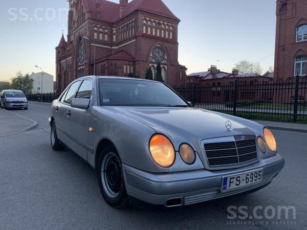 Мерседес E 220 1997 в Елгава, объемом двигателя 2.20 л и пробегом 370 тыс. км за 654 €, фото 8 на AUTOMOTO.COM.LV
