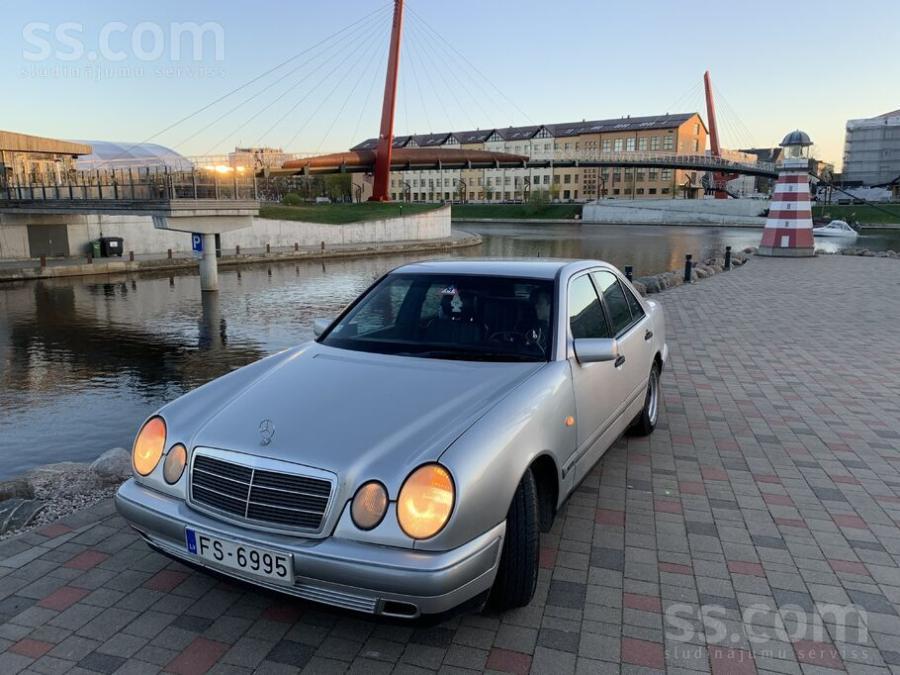 Мерседес E 220 1997 в Елгава, объемом двигателя 2.20 л и пробегом 370 тыс. км за 654 €, фото 10 на AUTOMOTO.COM.LV