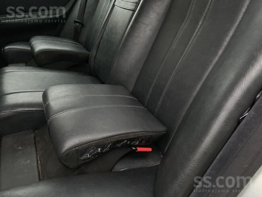 Мерседес E 220 1997 в Елгава, объемом двигателя 2.20 л и пробегом 370 тыс. км за 654 €, фото 14 на AUTOMOTO.COM.LV