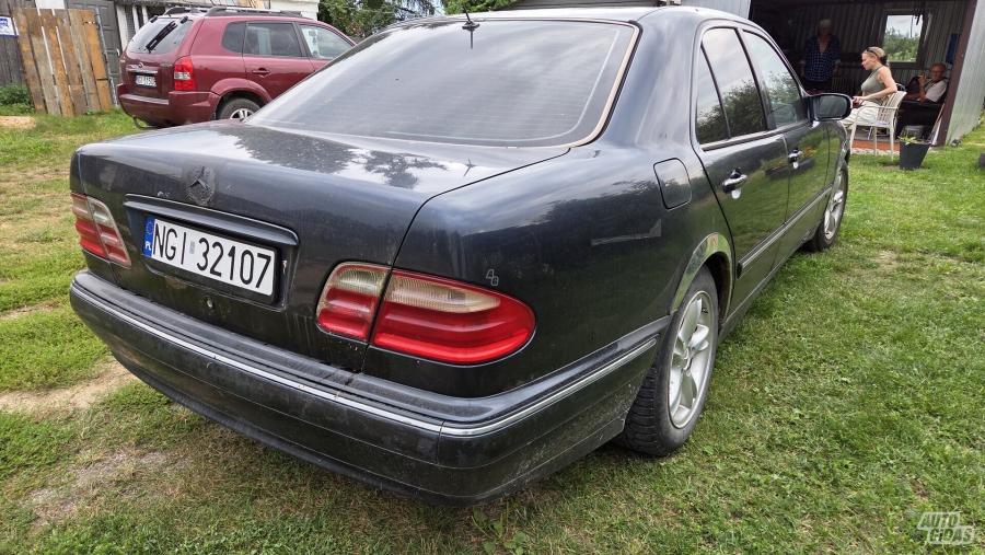 Mercedes-Benz E 220 2000 Marijampole, ar dzinēja tilpumu 2.20 L un nobraukumu 321 tūkst. km par 1200 €, foto 7 vietnē AUTOMOTO.COM.LV