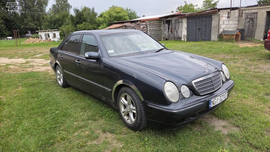 Mercedes-Benz E 220 2000 Marijampole, ar dzinēja tilpumu 2.20 L un nobraukumu 321 tūkst. km par 1200 €, foto 10 vietnē AUTOMOTO.COM.LV